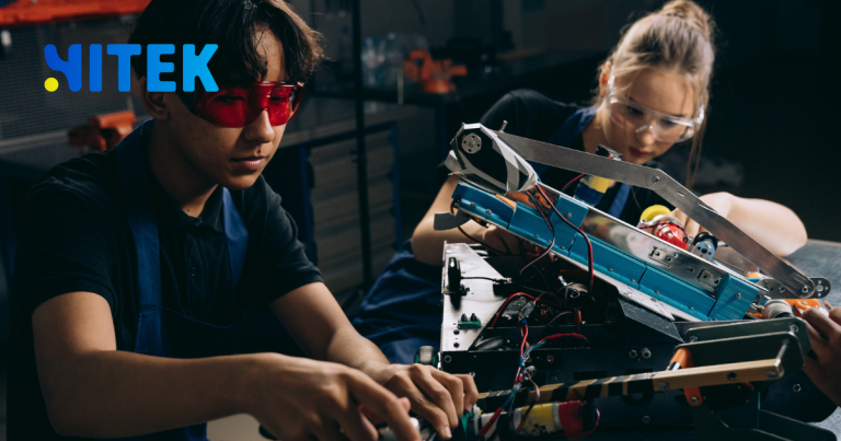 맞춤형 GPTs의 시대: 나만의 AI 만들기 - Hitek Software